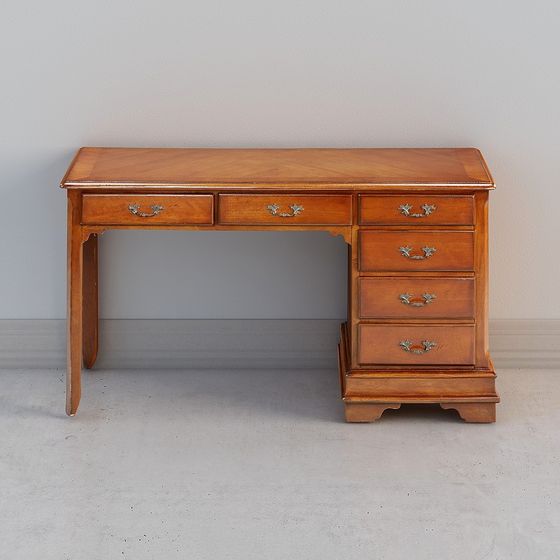 Classic Vintage-Modern Desk 3D model